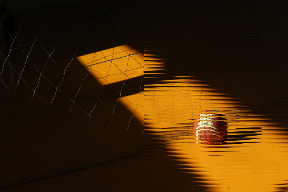 Glass Refraction Effect — Mr.Mockup PSD Mockups & Freebie